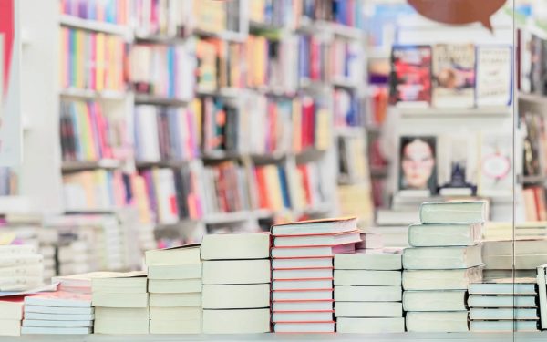 20 Best Classic Science Fiction Books That Shaped the Genre - The Bookaholic Academy